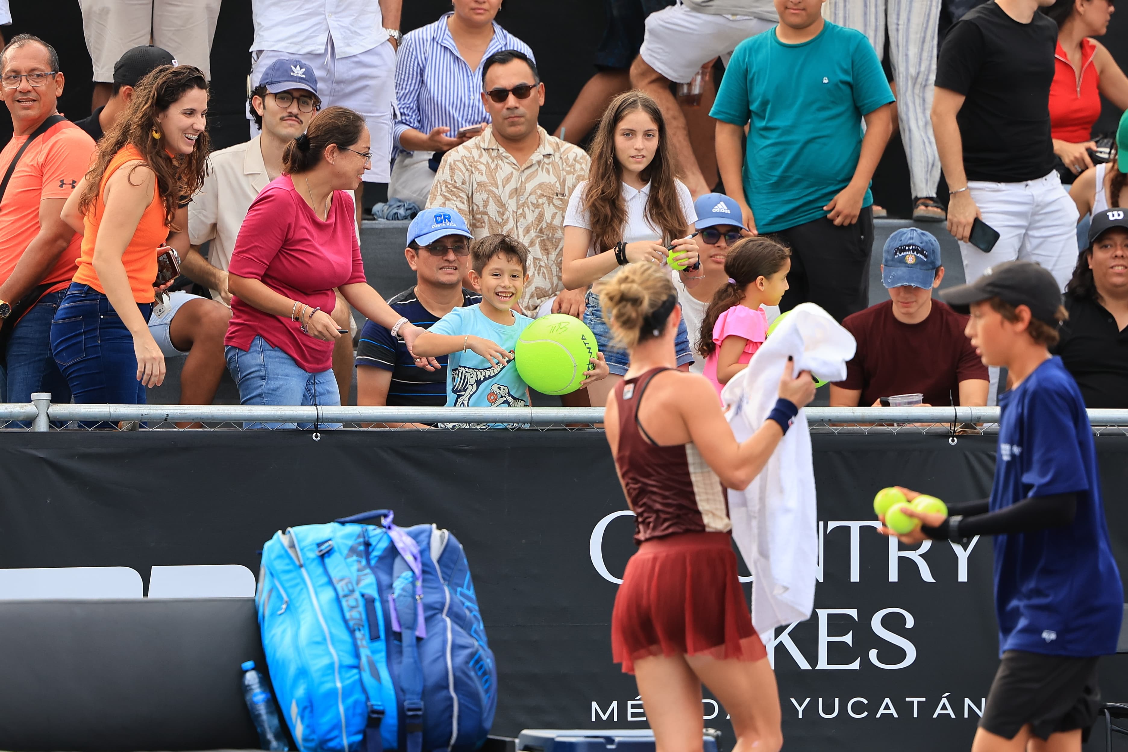 Galería – Q2 – Elizabeth Mandlik VS Eva Vedder – WTA Mérida Open